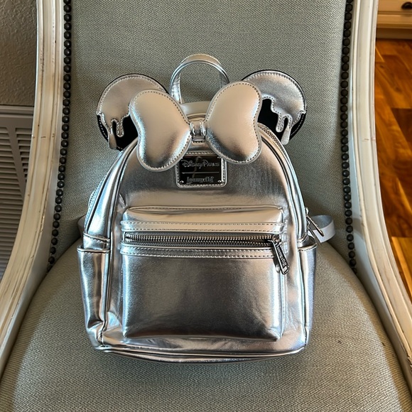 Loungefly | Bags | Disney Loungefly 0 Years Minnie Mouse Silver Drip ...